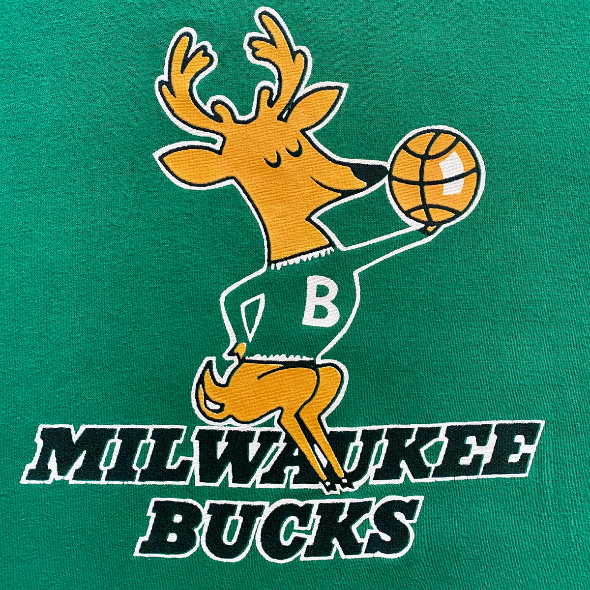 80s Milwaukee Bucks Logo T-Shirt – Thieves Market Vintage